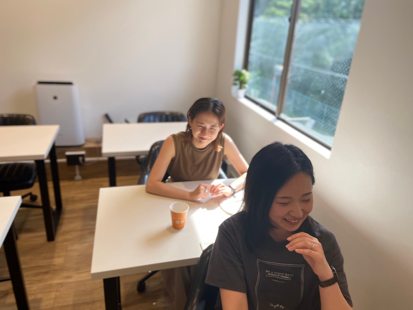 【町田会議室】【駐車場無料】大きな窓で明るい会議室 MTG/会議/セミナー/地域の集まりなどの写真6