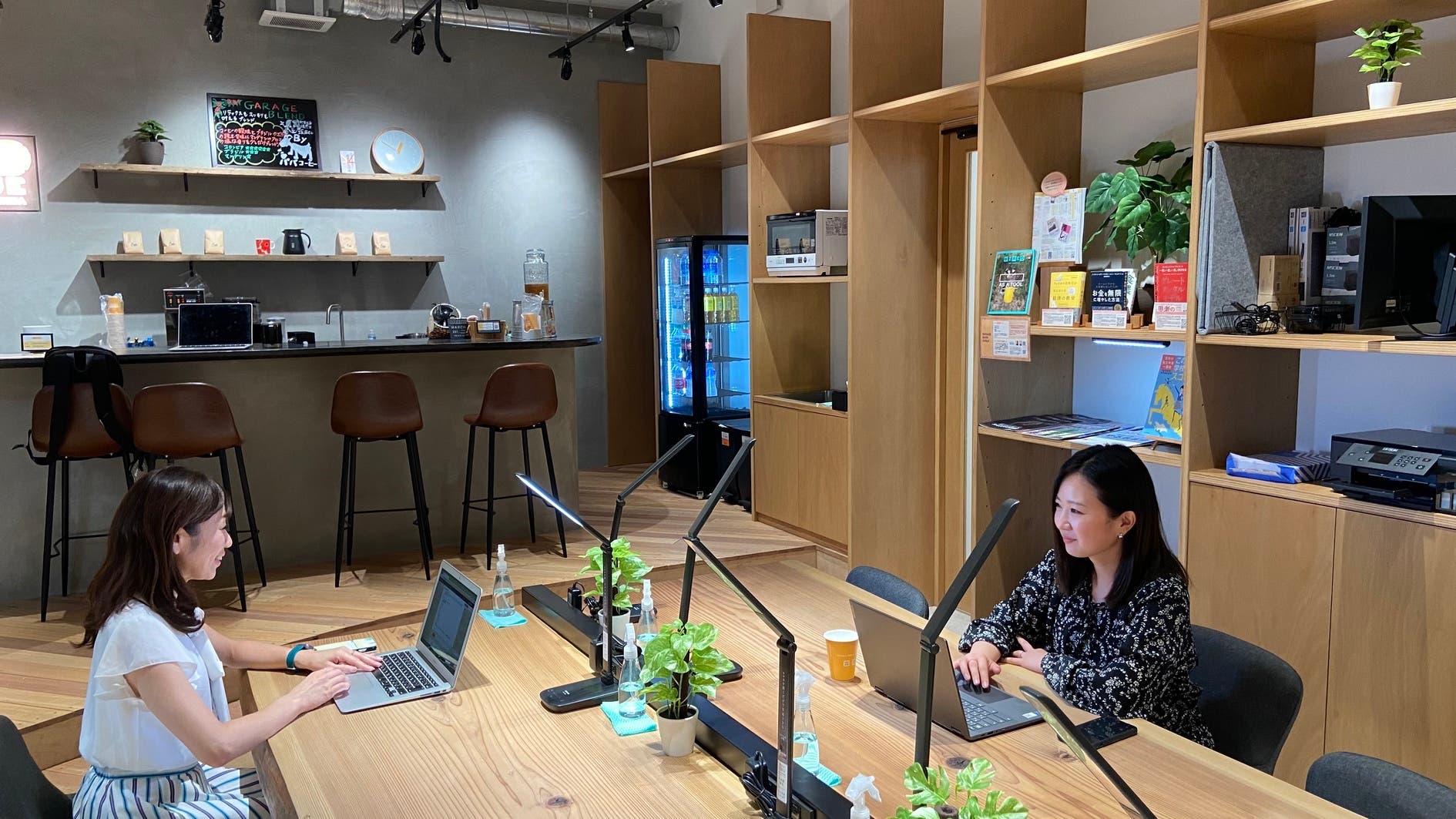 【町田会議室】【駐車場無料】大きな窓で明るい会議室 MTG/会議/セミナー/地域の集まりなどの写真13