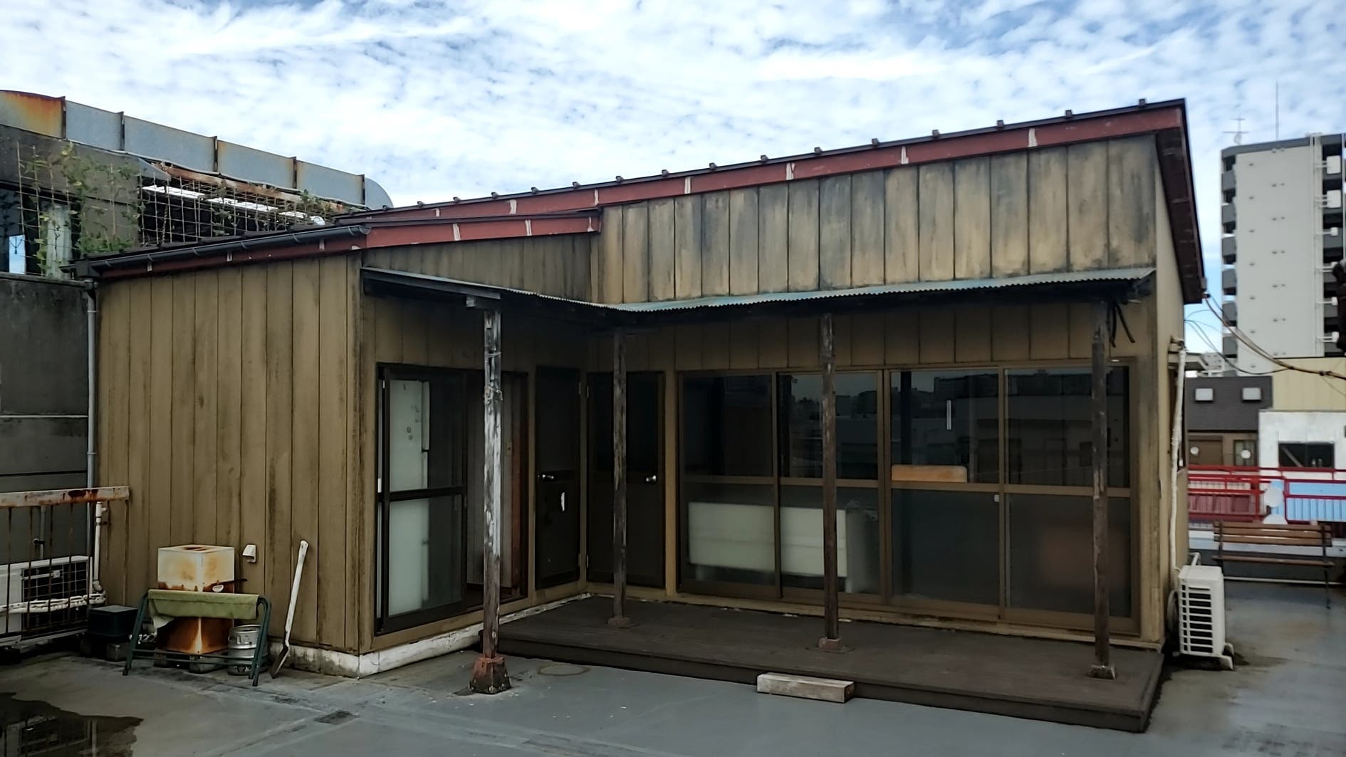 ＜レトロビル＞広々屋上+控室で撮影、イベントに最適の写真5