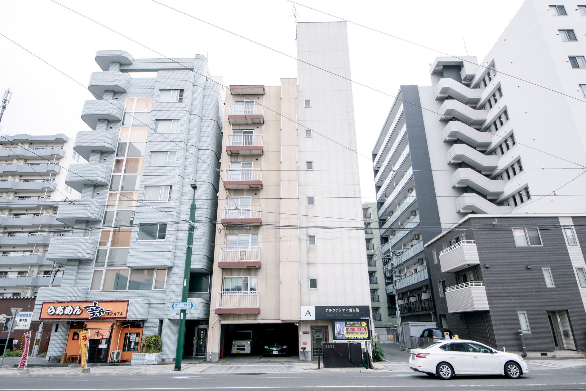 ✨地域最安値挑戦✨【すすきの繁華街すぐ】50型TVで大人気ゲームや映画鑑賞📺無料wi-fi🎵『502』の写真18