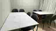 8名まで着席可能貸し会議室、都立大学駅徒歩3分、新築一軒家の一室、Wi-Fi無料の写真2