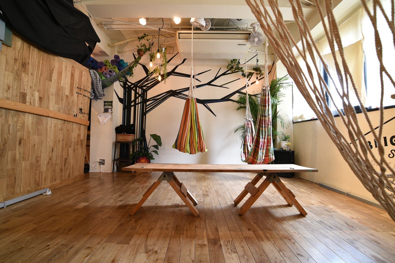 ヨガ、ダンス、撮影に最適！「自然光・窓全開換気」「”光”高速WIFI（ソフトバンク）」 渋谷・代官山駅近好立地 木床の暖かい空間の写真8