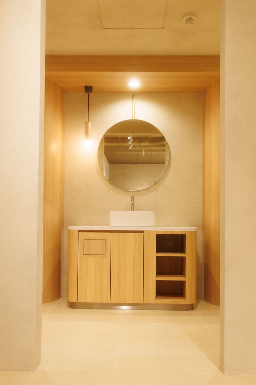 【表参道駅7分】カフェ併設230㎡ワンフロアー路面スペース、ポップアップ、コスメ、ギャラリー、展示会に最適の写真7