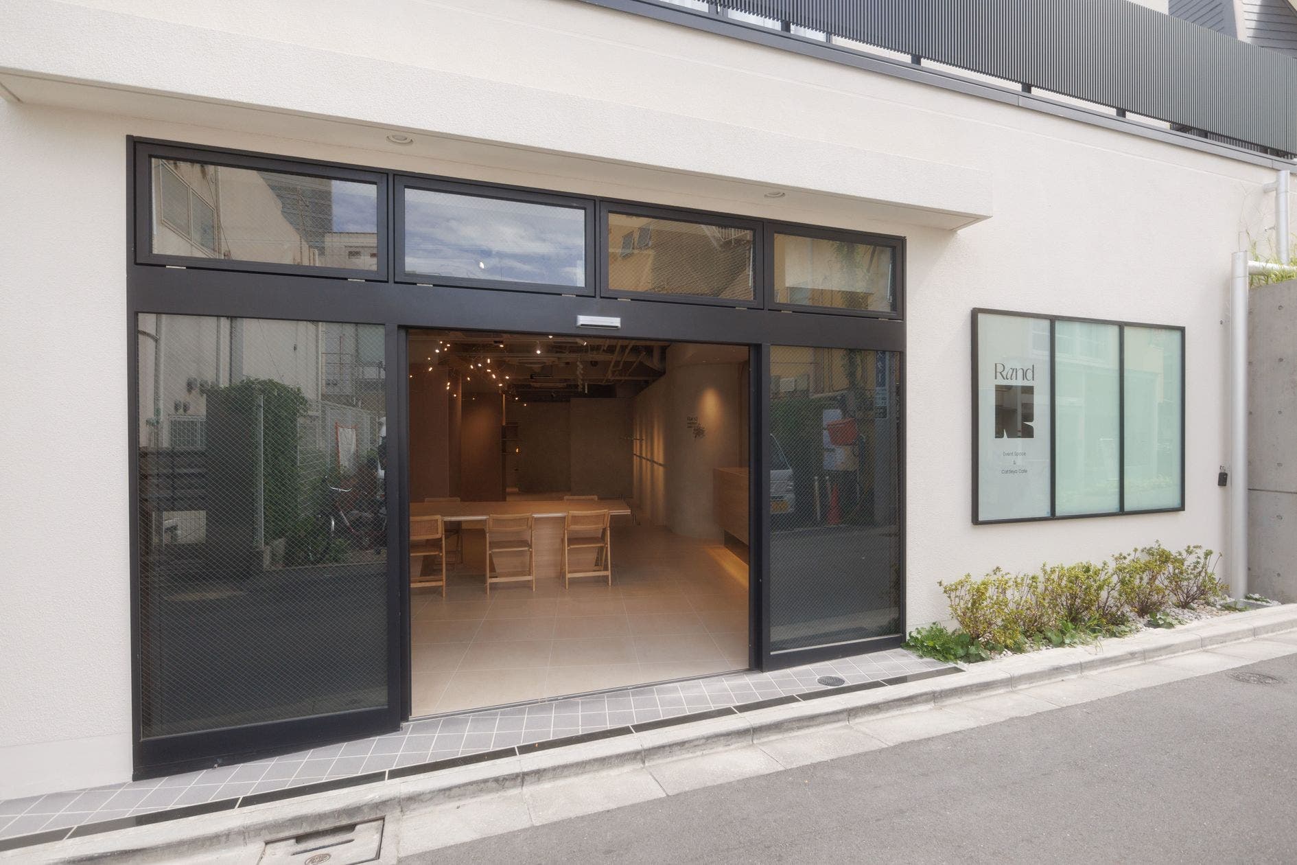 【表参道駅7分】カフェ併設230㎡ワンフロアー路面スペース、ポップアップ、コスメ、ギャラリー、展示会に最適の写真8