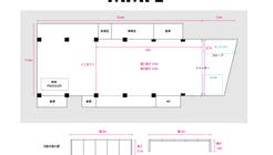無骨なガレージを利用した展示・撮影・イベントスペースの間取り図1