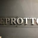 株式会社LEPROTTO