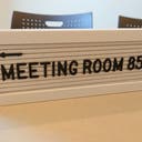 MEETINGROOM 85